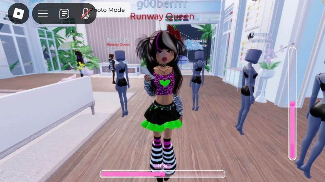 Ultimate Scene Kid Dress to Impress theme outfit in 5 steps